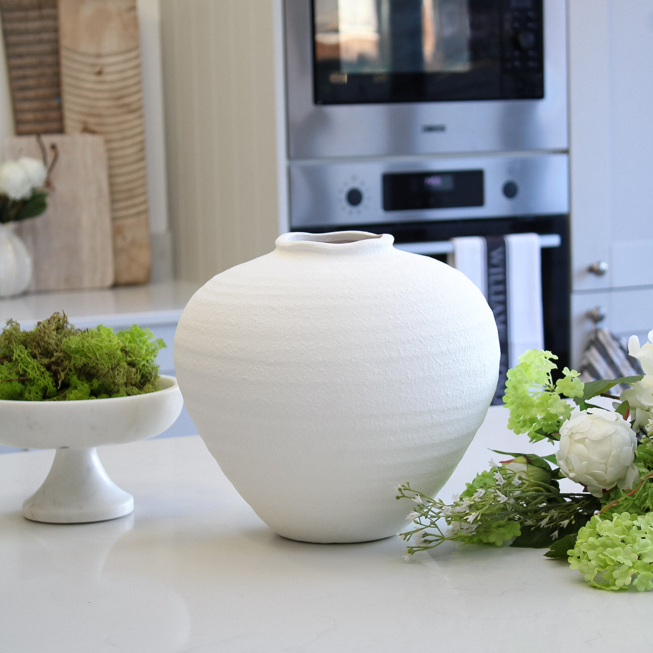 Eccleston Matt White Textured Vase - Default Title - Ivy Grey Interiors