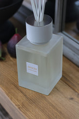 White Sences Alang Alang Reed Diffuser - Sticks - Ivy Grey Interiors