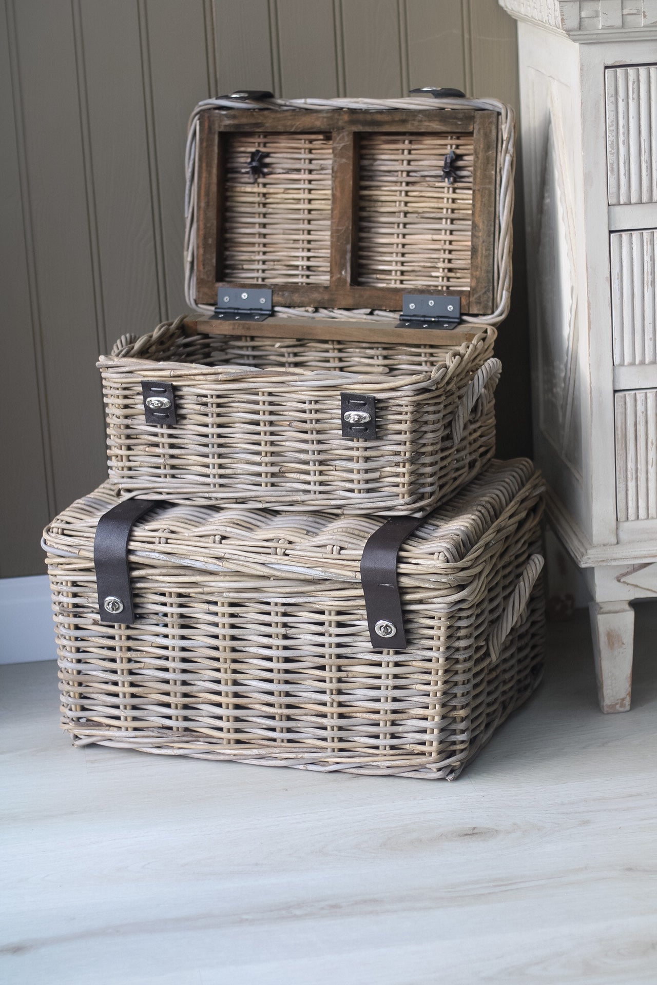 Grey Buff Wicker Storage Trunk - Ivy Grey Interiors